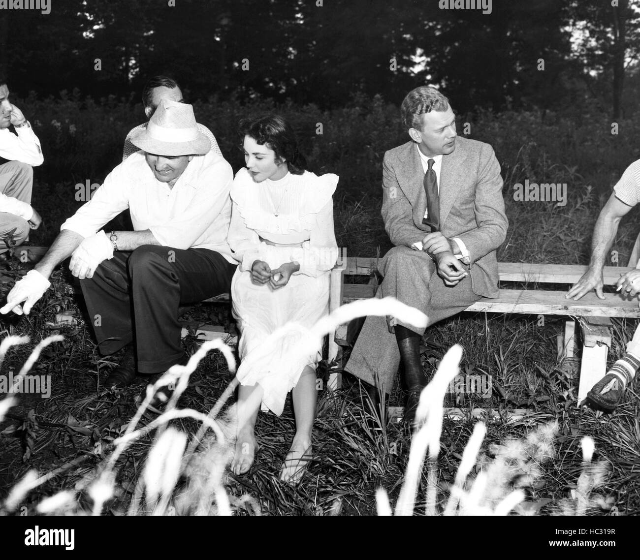 PORTRAIT OF JENNIE, from left: director William Dieterle, Jennifer ...