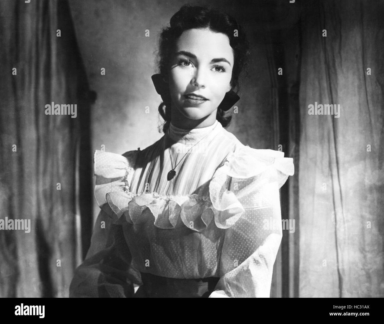 PORTRAIT OF JENNIE, Jennifer Jones, 1948 Stock Photo - Alamy