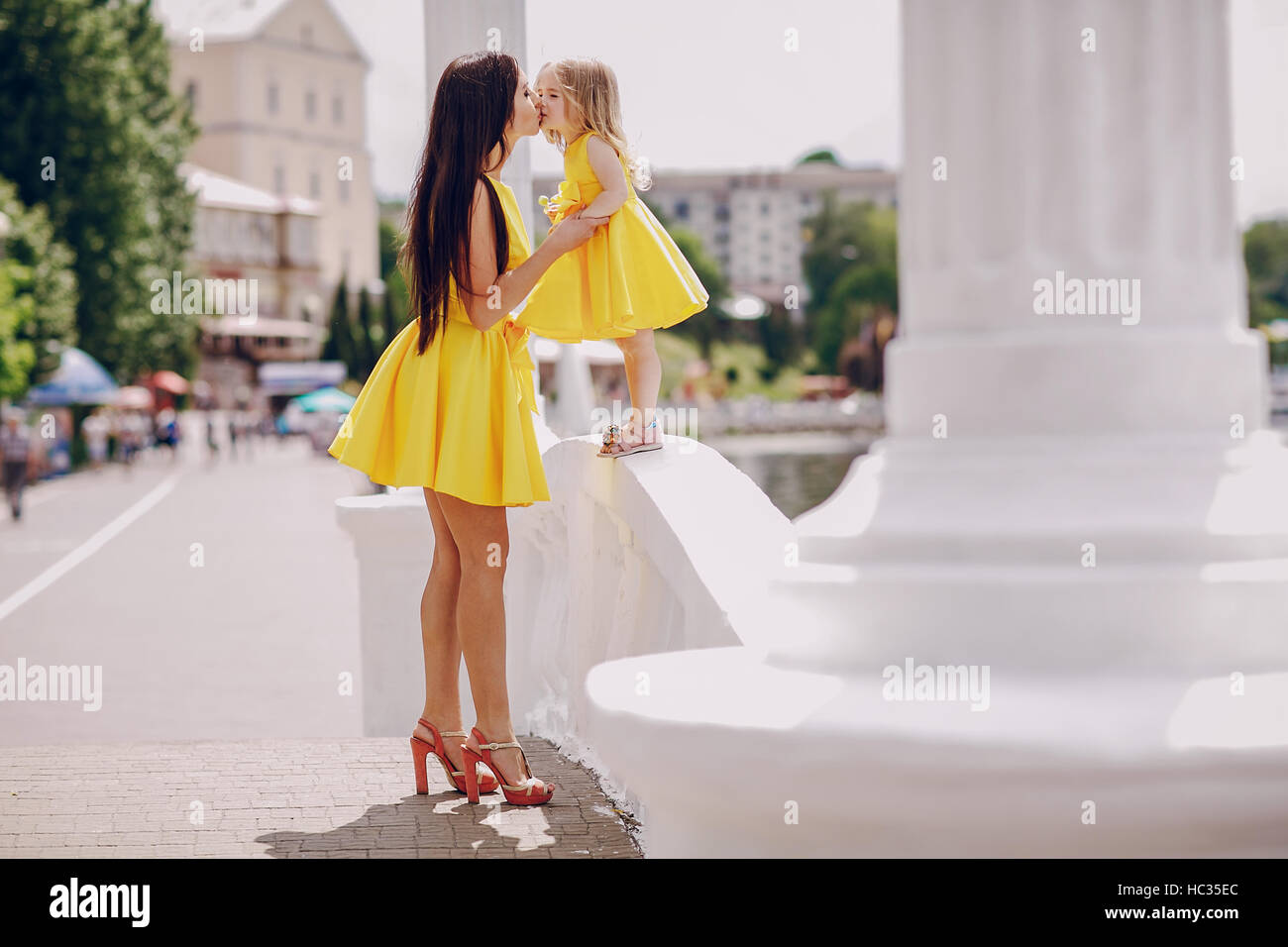 mother and daughter Stock Photo - Alamy