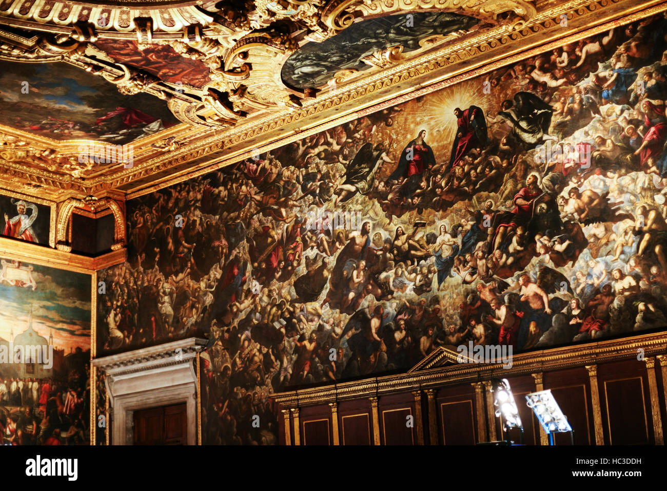 VENICE, ITALY - OCTOBER 14, 2016: interior of Doge's Palace (Palazzo ...