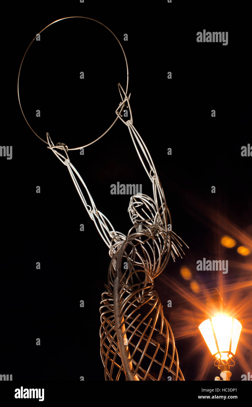 Hope sculpture hi-res stock photography and images - Alamy