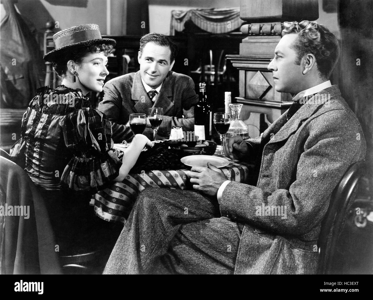 OF HUMAN BONDAGE, from left: Eleanor Parker, Patric Knowles, Paul ...