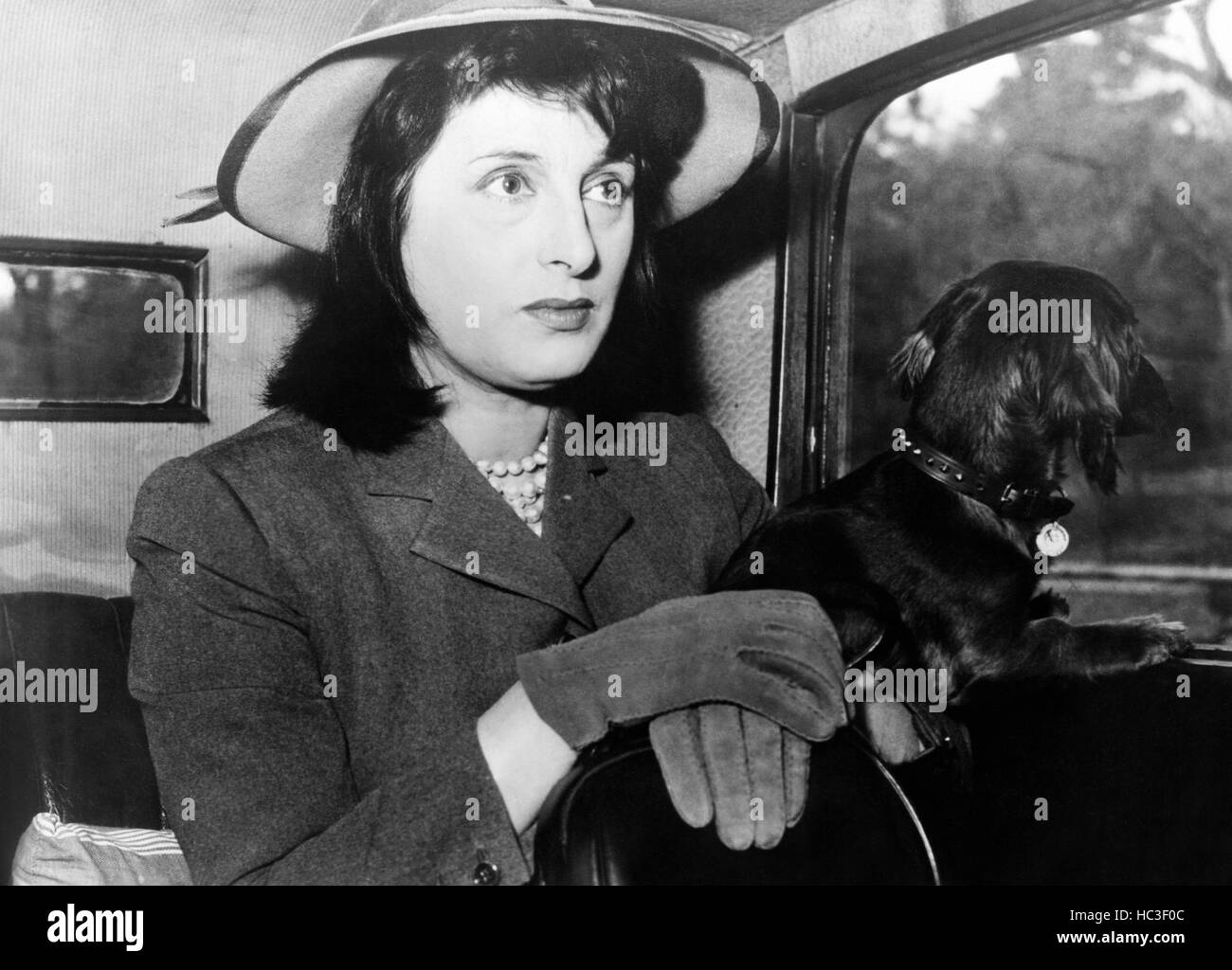 OF LIFE AND LOVE, (aka SIAMO DONNE), Anne Magnani, ('Anna Magnani ...