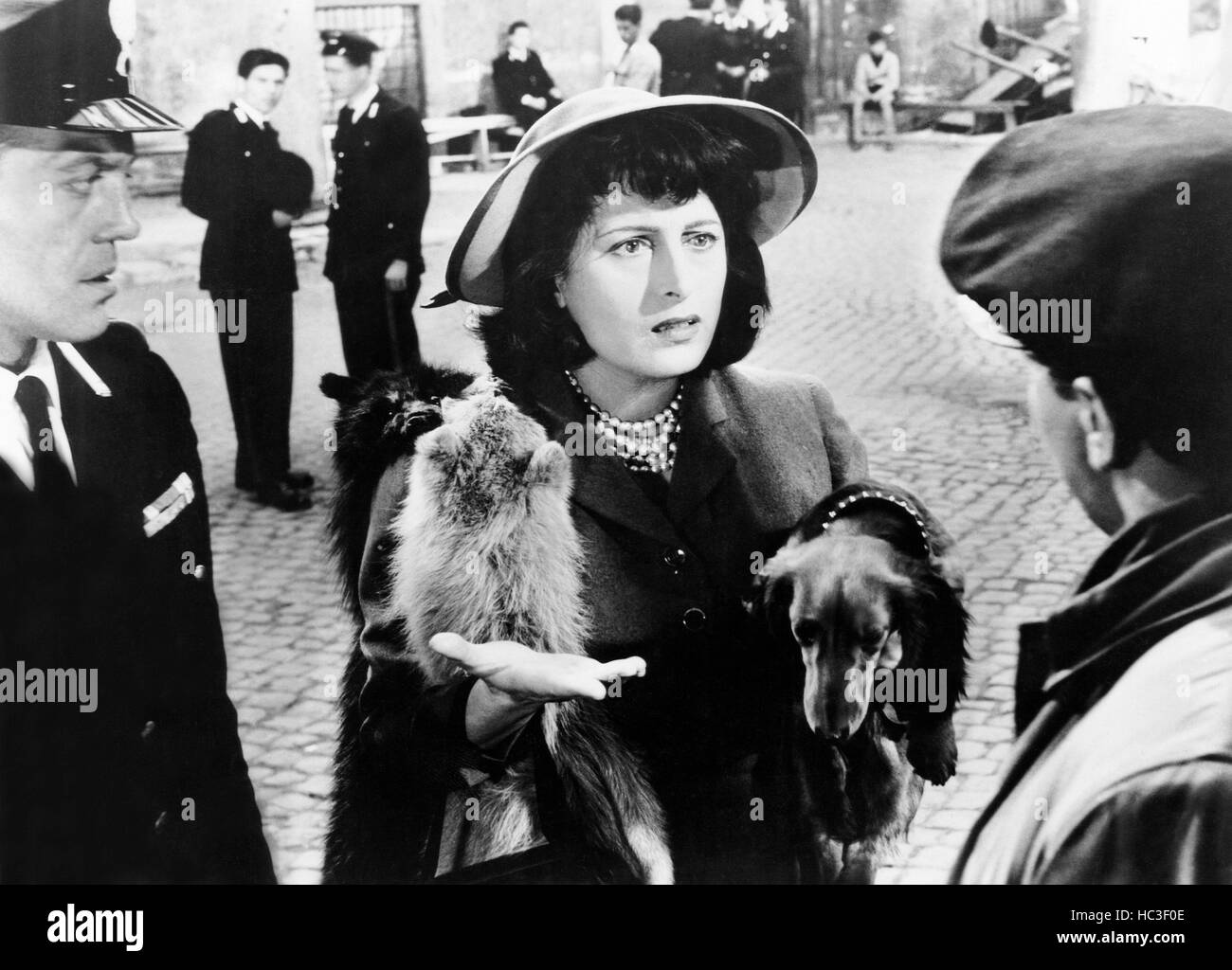 OF LIFE AND LOVE, (aka SIAMO DONNE), Anne Magnani, ('Anna Magnani ...