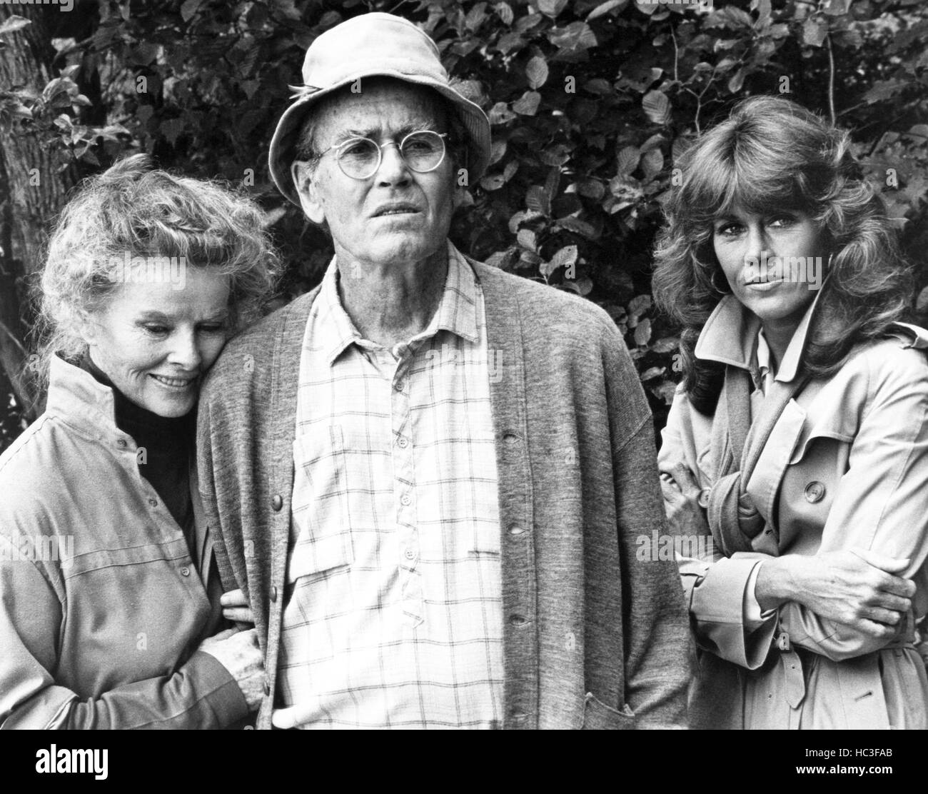 ON GOLDEN POND, from left: Katharine Hepburn, Henry Fonda, Jane Fonda ...