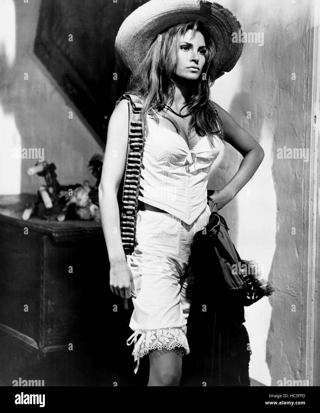 100 Rifles Raquel Welch 1969 Tm And Copyright ©20th Century Fox Film