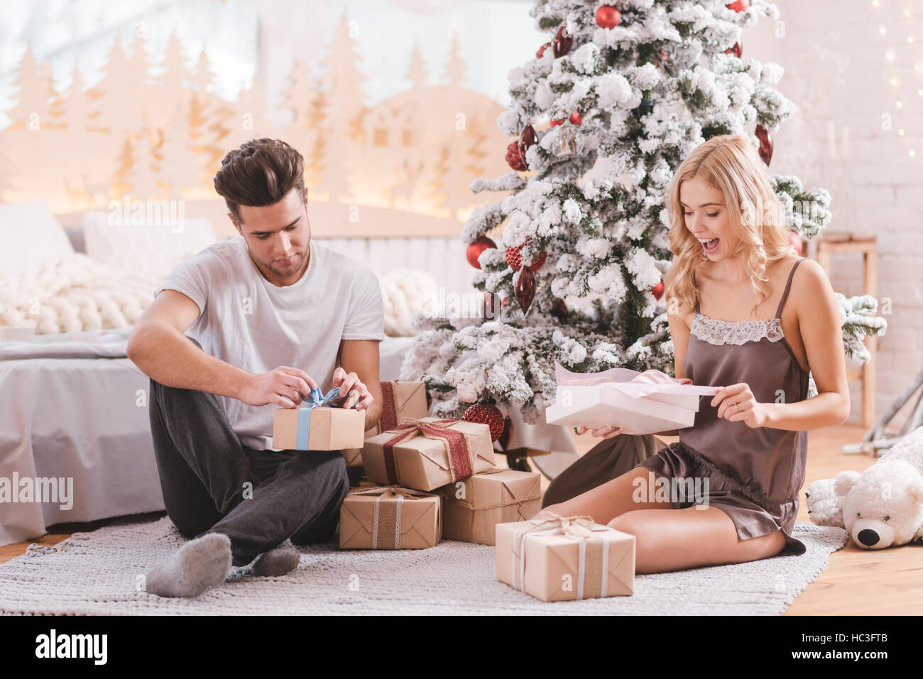 Curious couple hi-res stock photography and images - Alamy