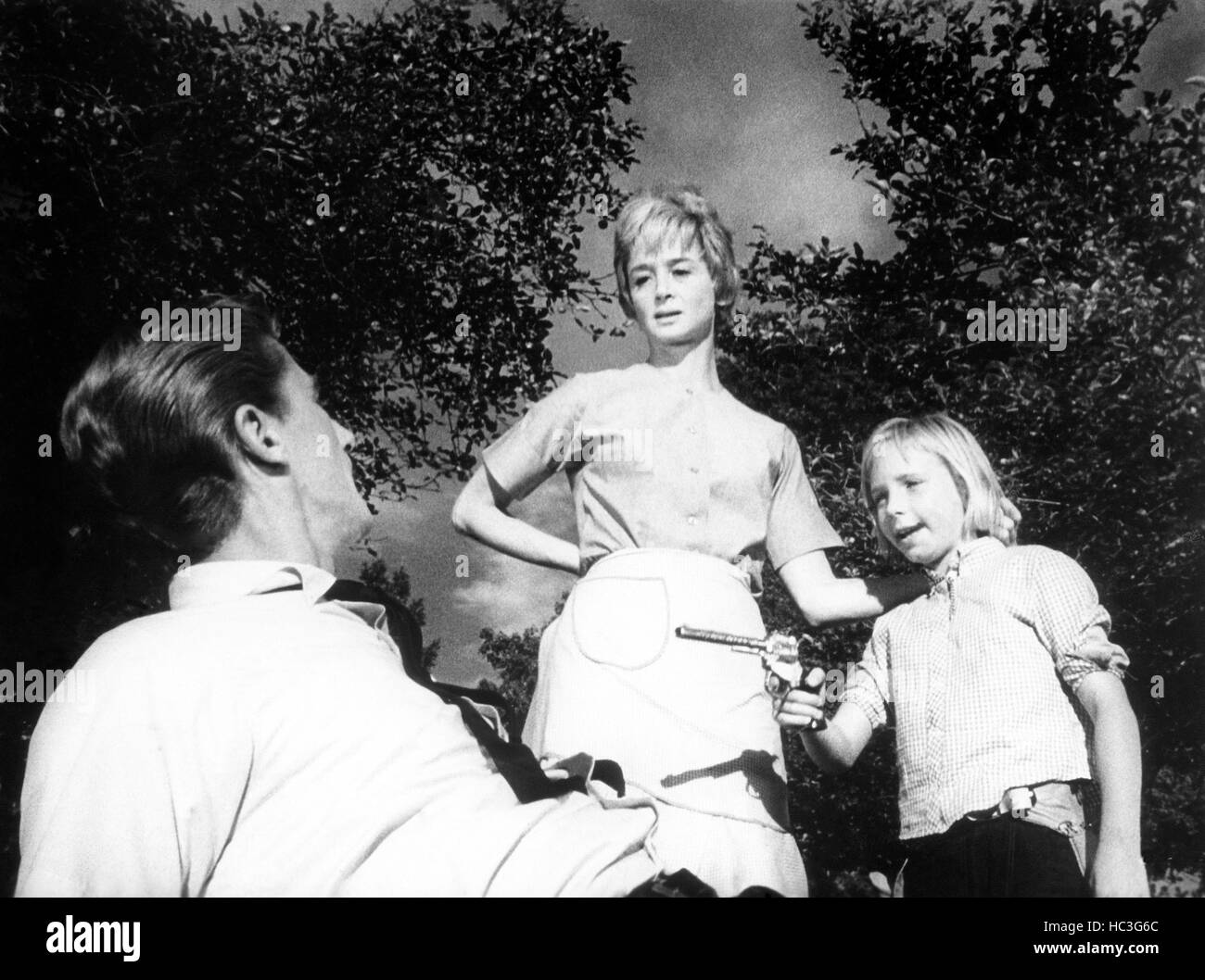 ONE POTATO, TWO POTATO, Richard Mulligan, Barbara Barrie, Marti Mericka ...