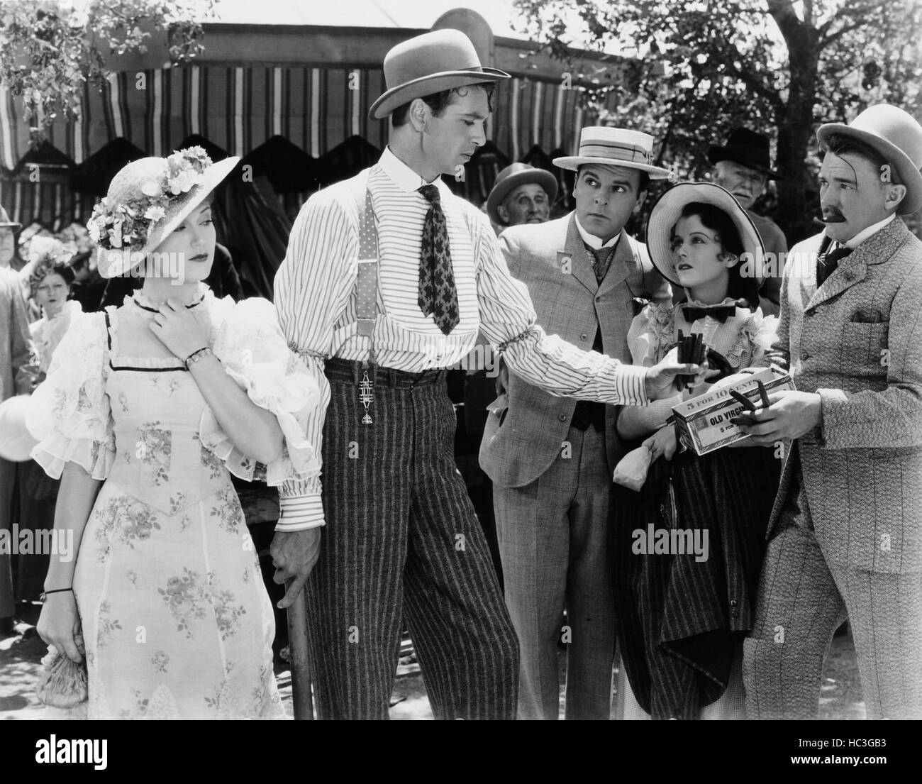 ONE SUNDAY AFTERNOON, from left, Fay Wray, Gary Cooper, Neil Hamilton ...