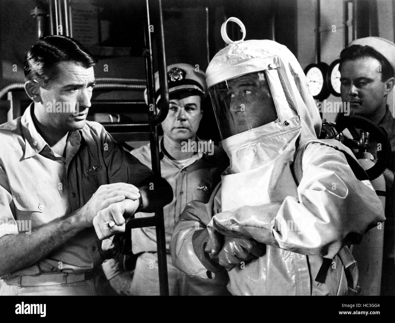 ON THE BEACH, Gregory Peck (left), 1959 Stock Photo - Alamy