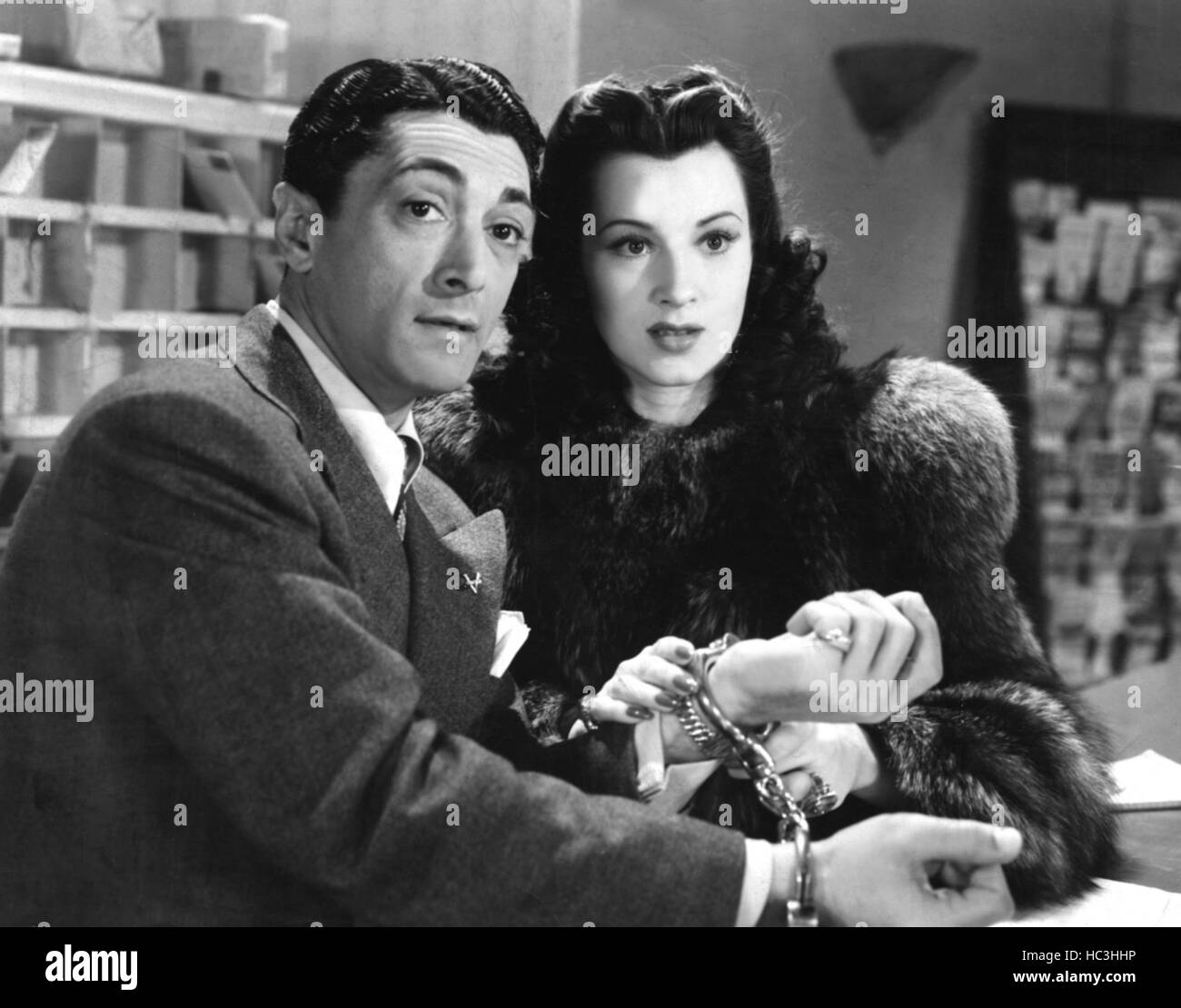 THE PANTHER'S CLAW, Rick Vallin, Gerta Rozan, 1942 Stock Photo - Alamy