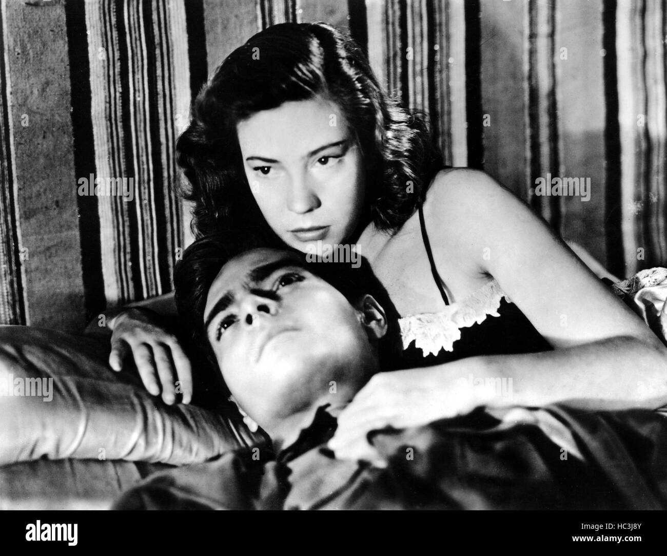 PAISAN, Gar Moore, Maria Michi, Episode 3: Roma, 1946 Stock Photo - Alamy