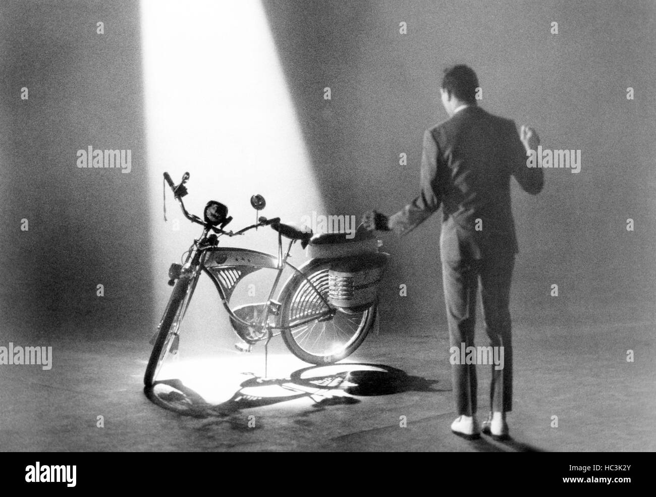 PEE-WEE'S BIG ADVENTURE, Paul Reubens, 1985. ©Warner Brothers/courtesy ...