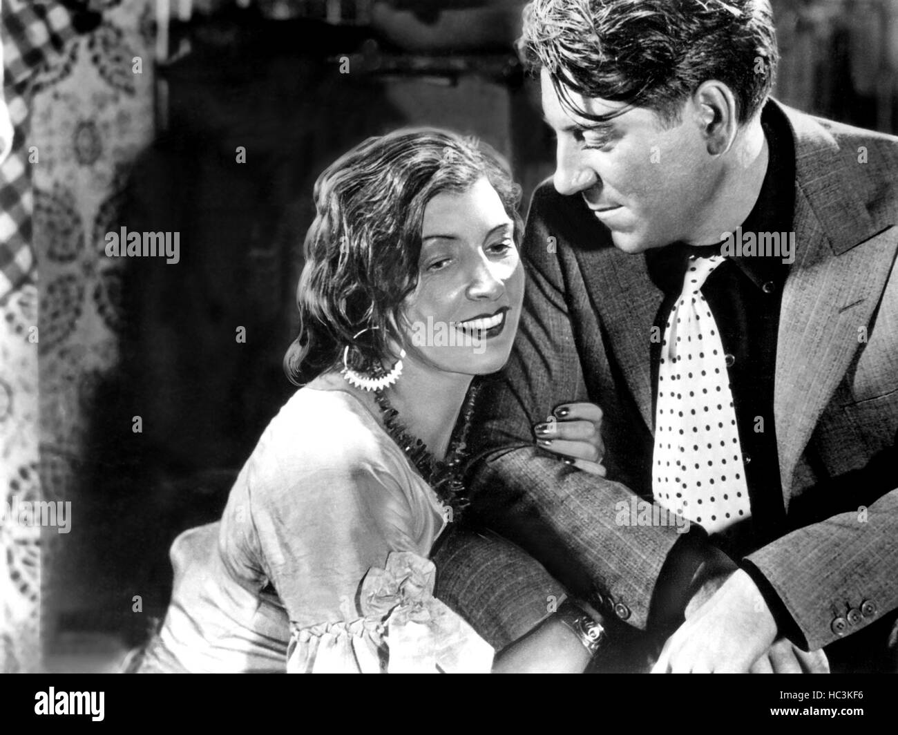 PEPE LE MOKO, Line Noro, Jean Gabin, 1937 Stock Photo - Alamy