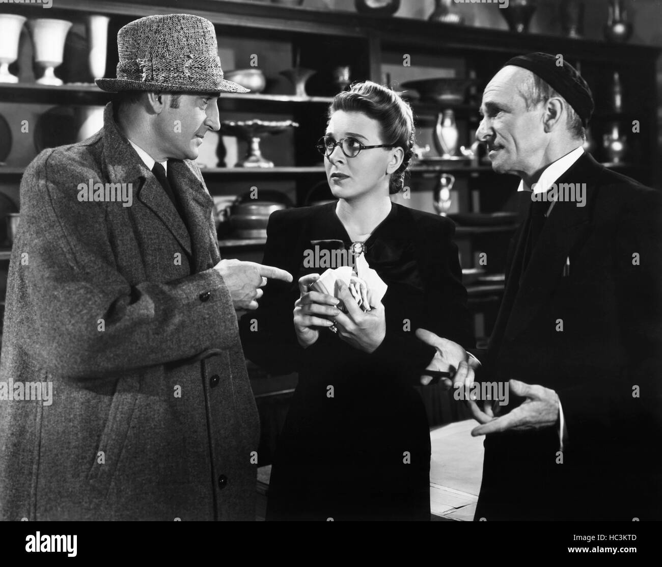 THE PEARL OF DEATH, from left, Basil Rathbone, Evelyn Ankers, Ian Wolfe ...