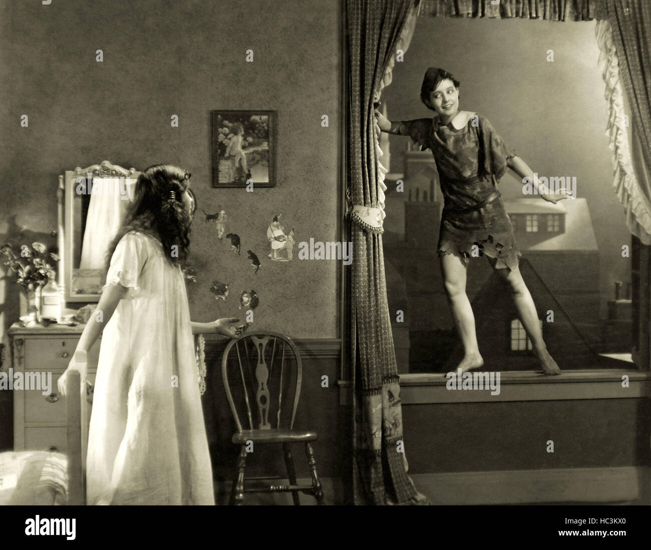 PETER PAN, Mary Brian, Betty Bronson, 1924 Stock Photo - Alamy