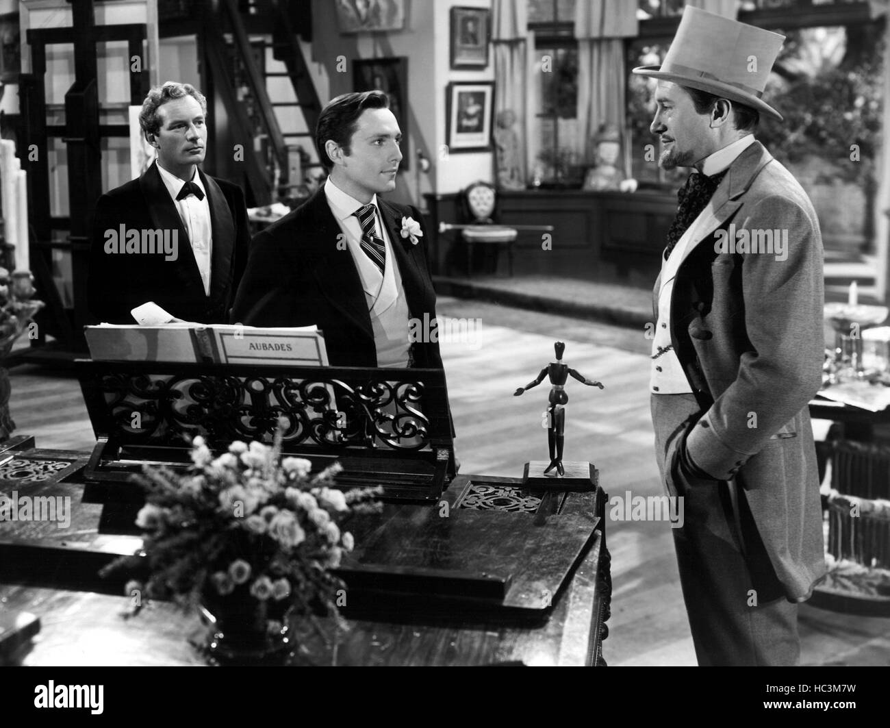 THE PICTURE OF DORIAN GRAY, Douglas Walton, Hurd Hatfield, George ...