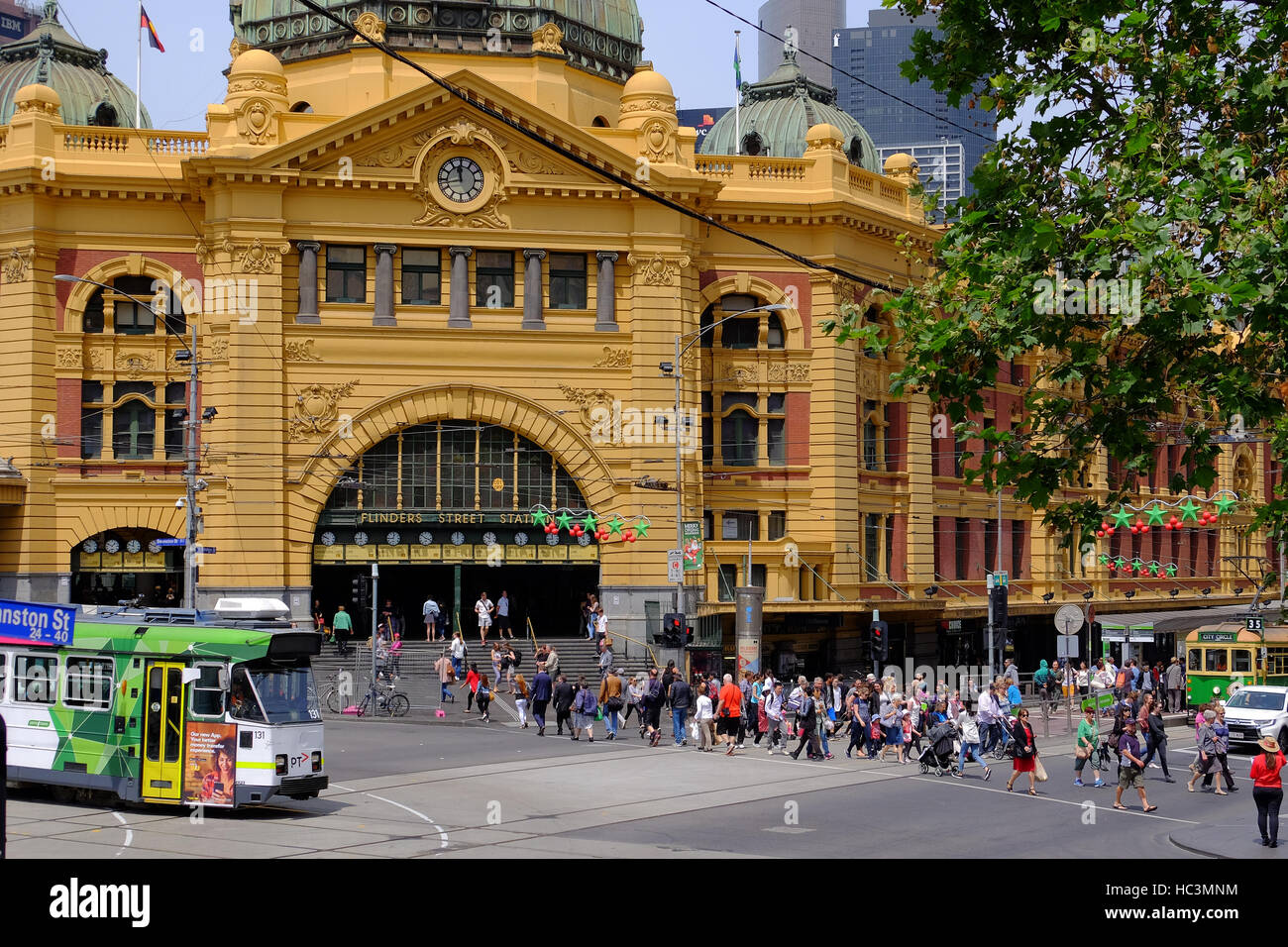 Flinders street station hi-res stock photography and images - Alamy