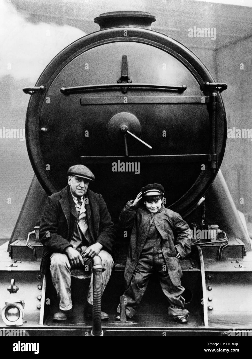 POOR OLD BILL, Peter Lawford, (right), 1931 Stock Photo - Alamy