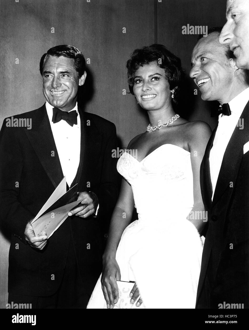 THE PRIDE AND THE PASSION, Cary Grant, Sophia Loren, Frank Sinatra ...