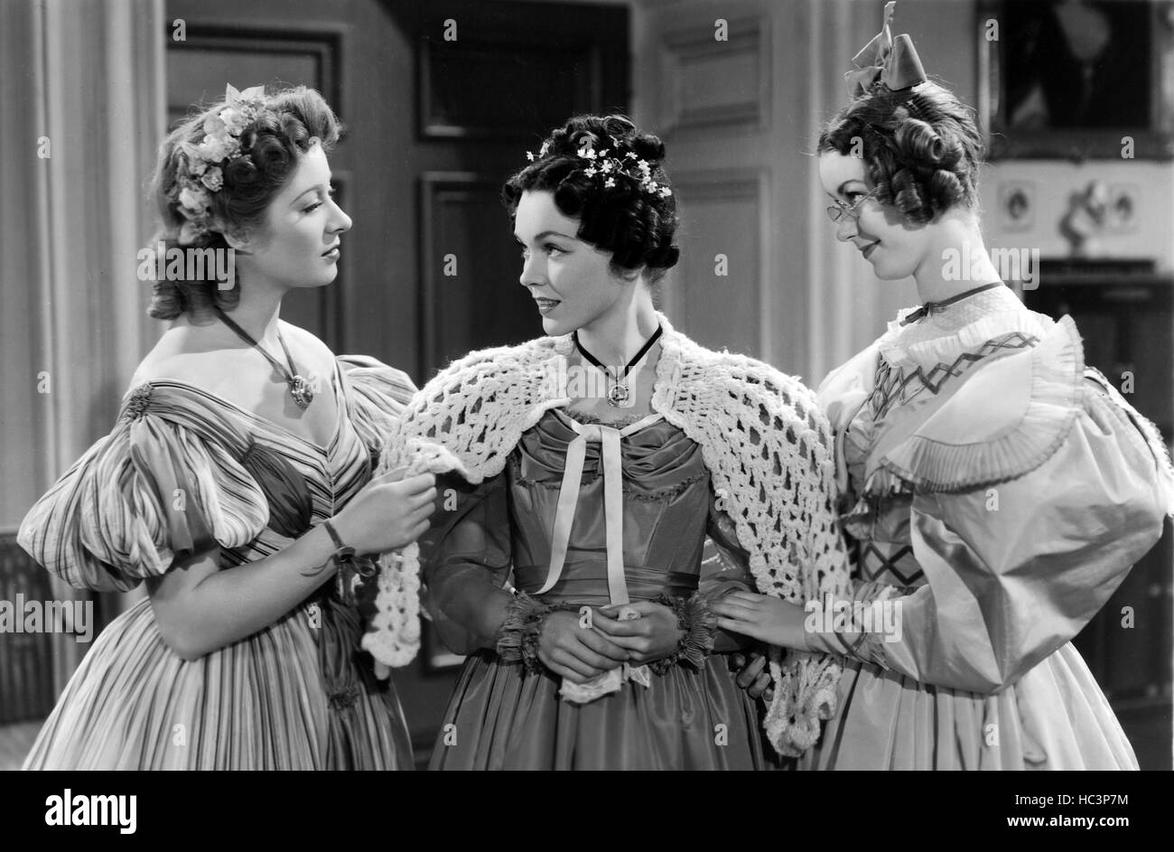 PRIDE AND PREJUDICE, Greer Garson, Maureen O'Sullivan, Marsha Hunt ...