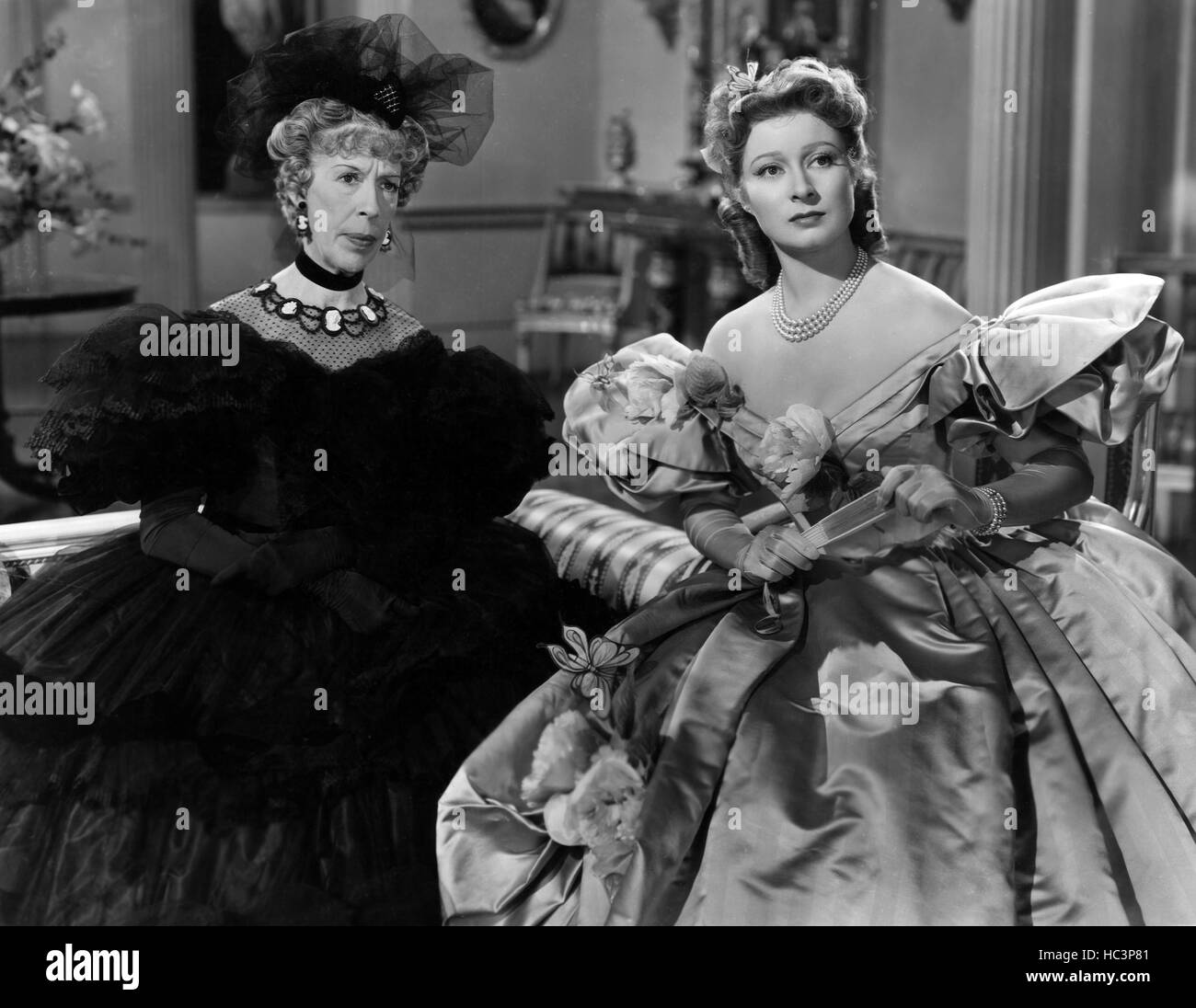 PRIDE AND PREJUDICE, Edna May Oliver, Greer Garson (r), 1940 Stock Photo - Alamy