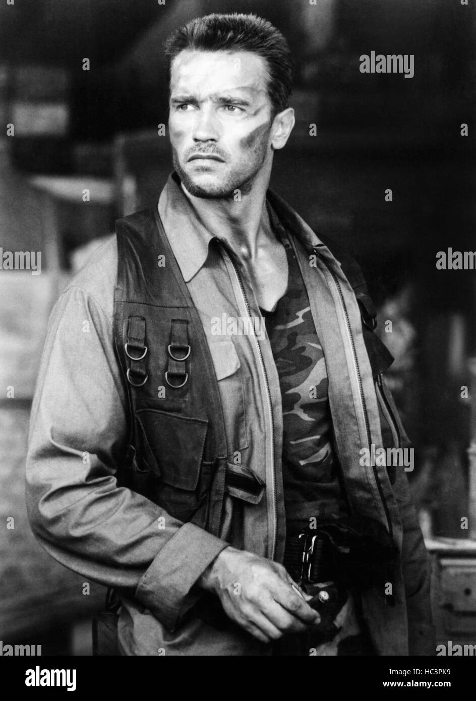 PREDATOR, Arnold Schwarzenegger, 1987, TM & Copyright ©20th Century Fox ...