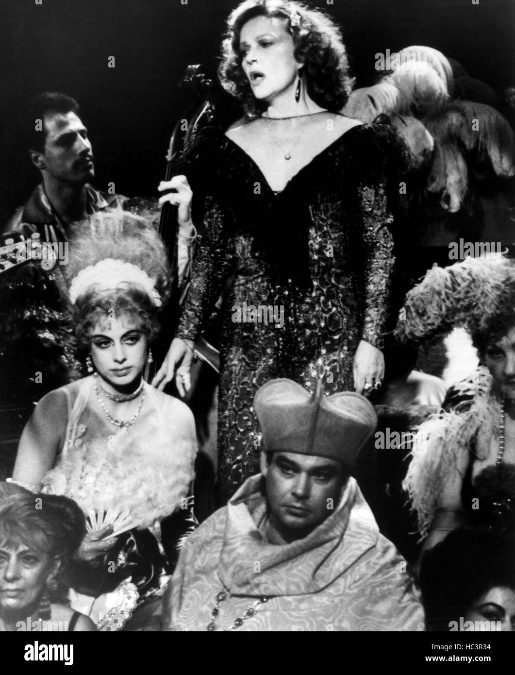 QUERELLE, Jeanne Moreau, 1982, (c)Triumph Releasing/courtesy Everett ...