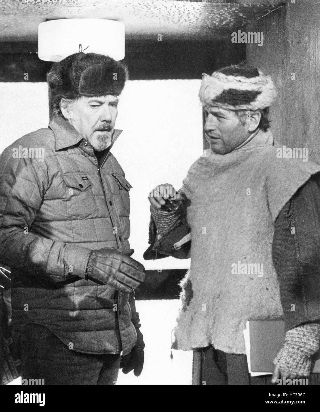 QUINTET, Robert Altman directing Paul Newman, 1979 Stock Photo - Alamy