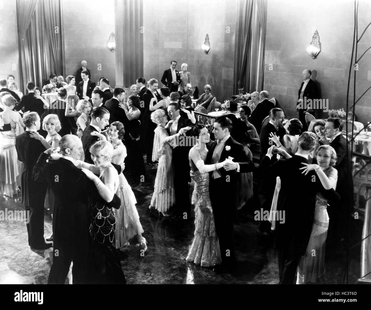 RAFFLES, center, from left, Kay Francis, Ronald Colman, 1930 Stock ...