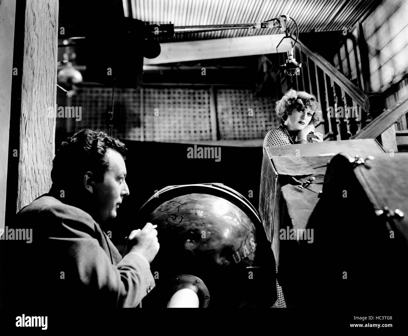 RAIN, from left: director Lewis Milestone, Joan Crawford on set, 1932 ...