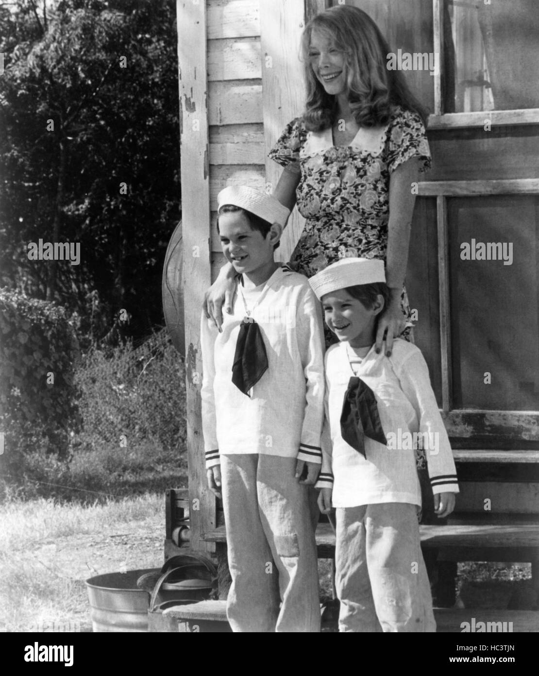 RAGGEDY MAN, Henry Thomas, Sissy Spacek, Carey Hollis, Jr., 1981 Stock ...