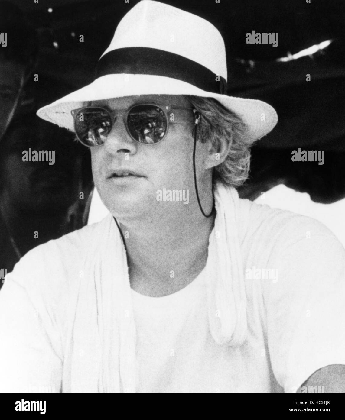 RAIN MAN, director Barry Levinson on set, 1988, (c) United Artists ...