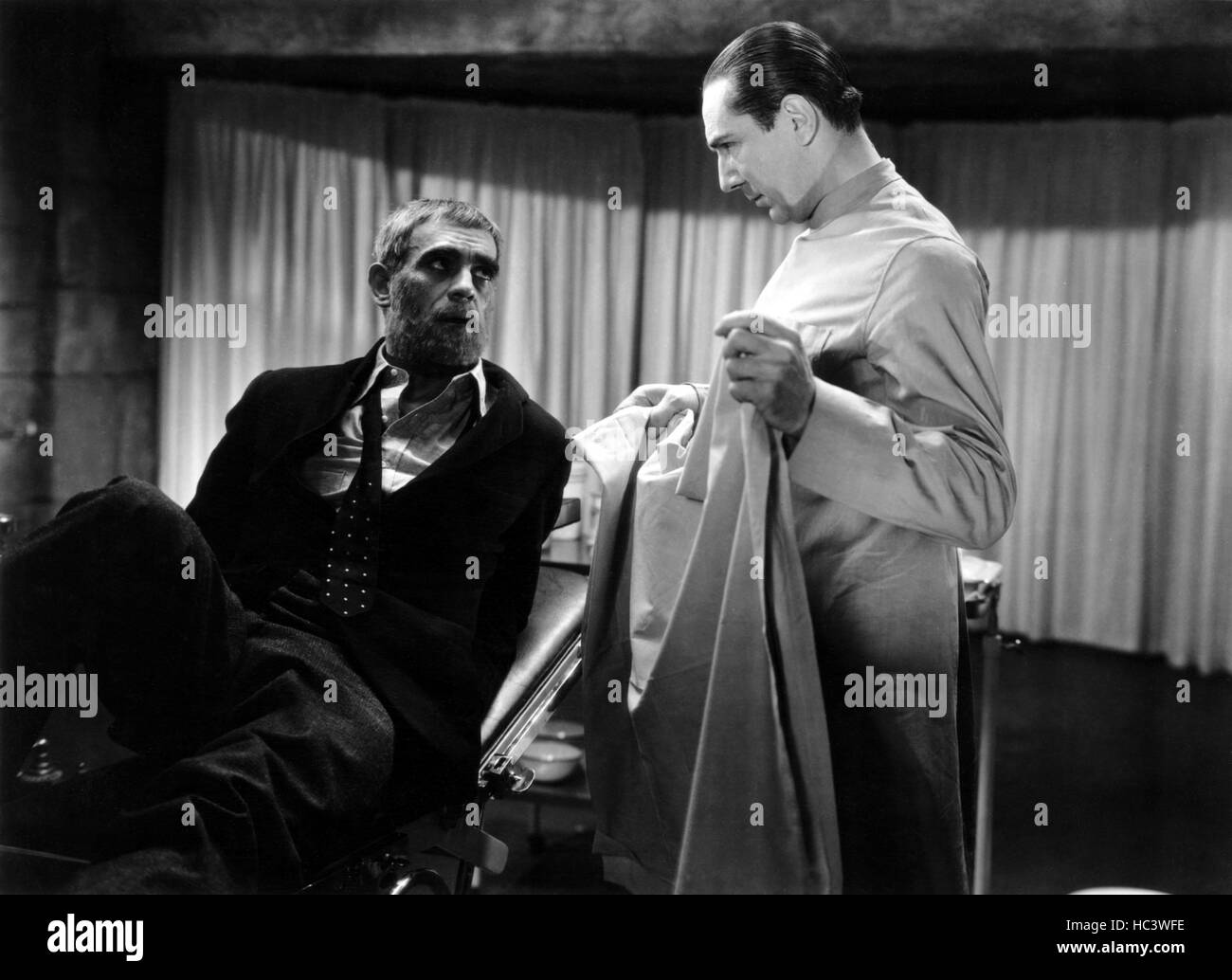 THE RAVEN, from left: Boris Karloff, Bela Lugosi, 1935 Stock Photo - Alamy