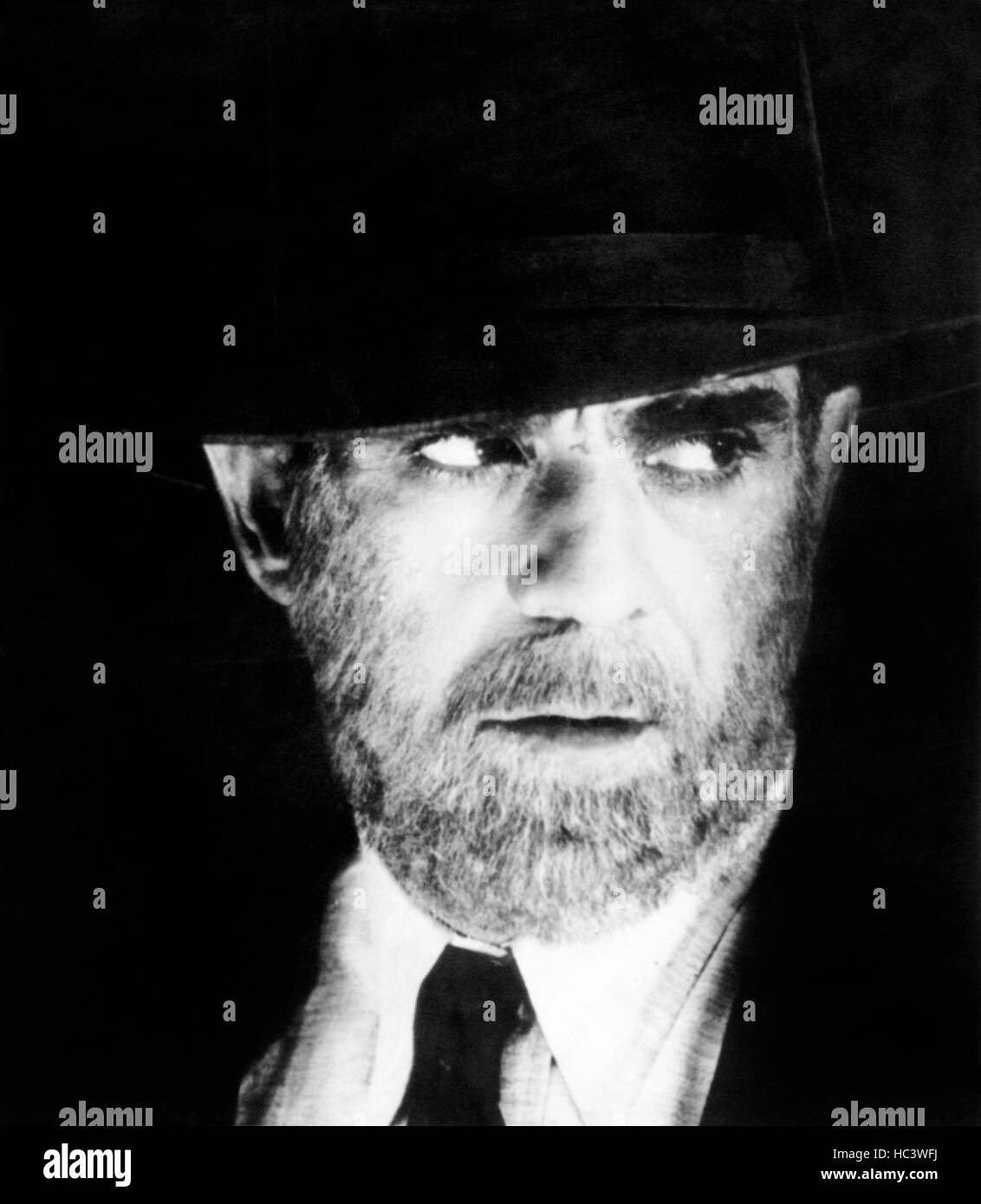 THE RAVEN, Boris Karloff, 1935 Stock Photo - Alamy