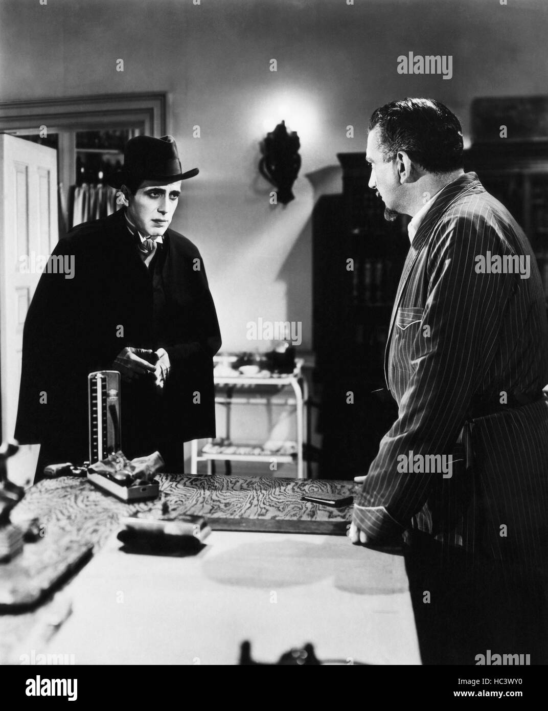 THE RETURN OF DOCTOR X, Humphrey Bogart, John Litel, 1939 Stock Photo ...