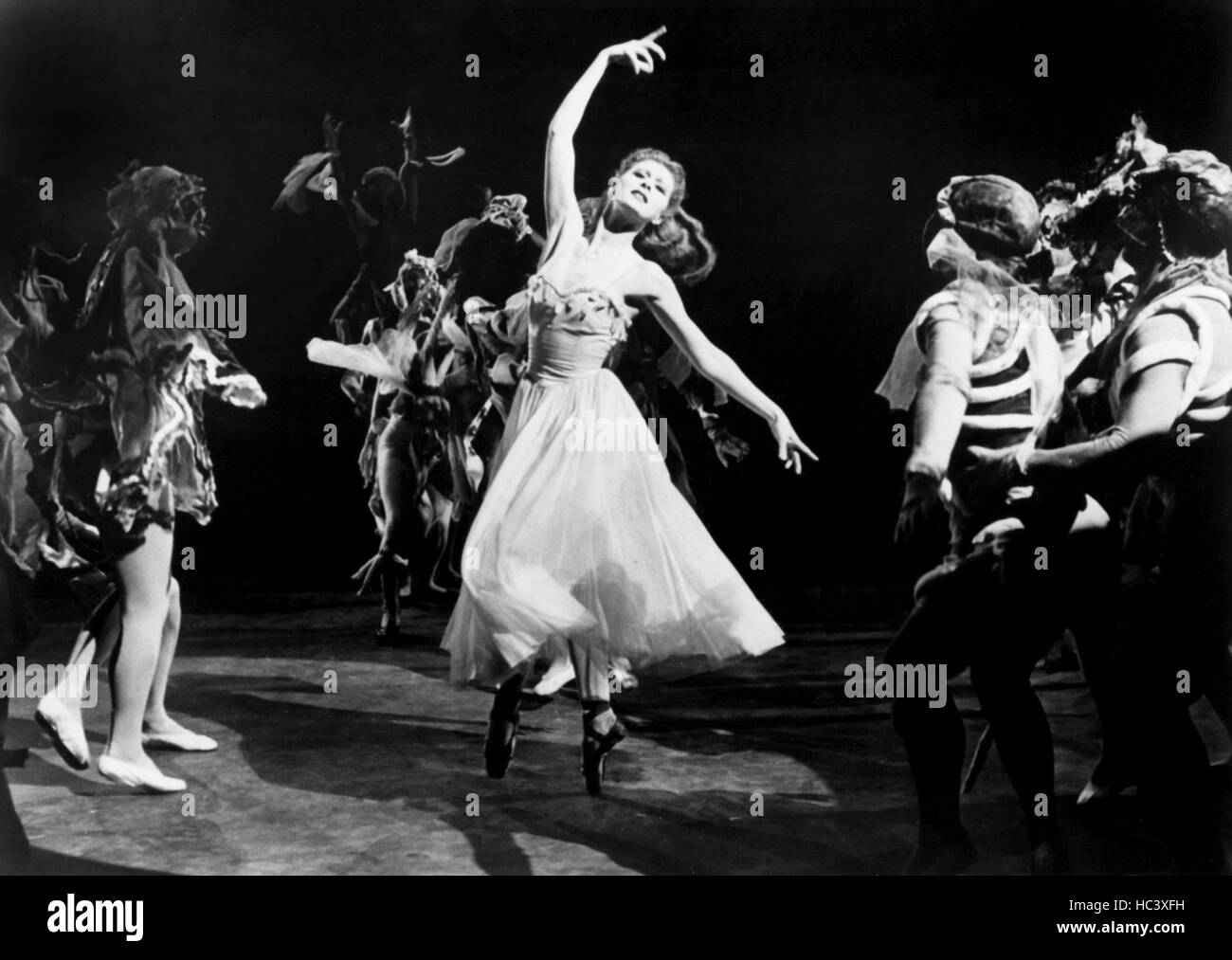 THE RED SHOES, Moira Shearer (center), 1948 Stock Photo - Alamy