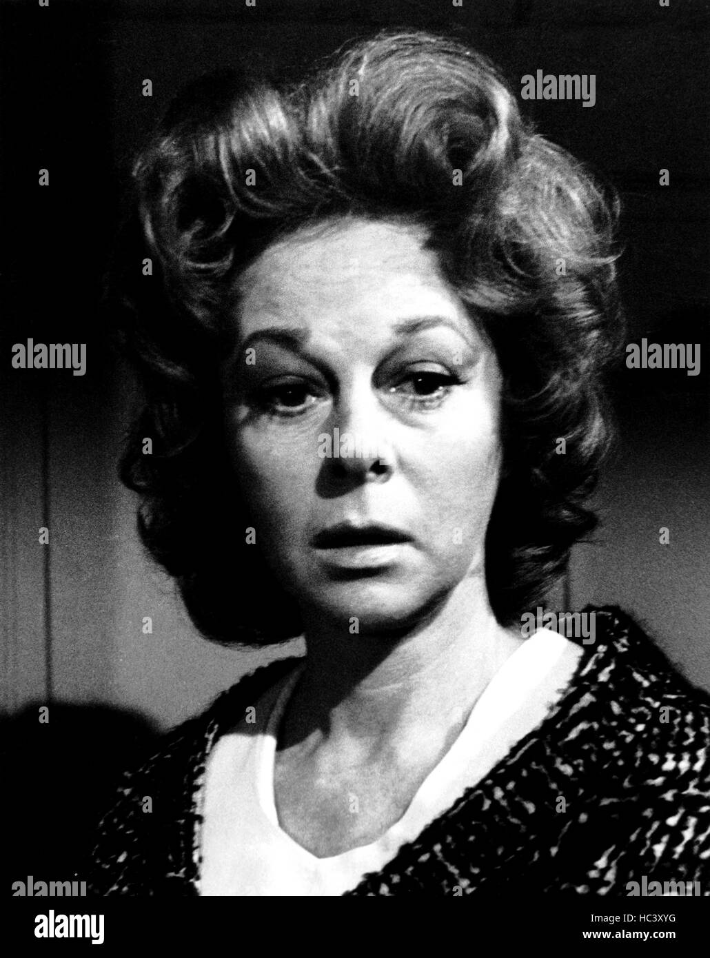 THE REVENGERS, Susan Hayward, 1972 Stock Photo - Alamy