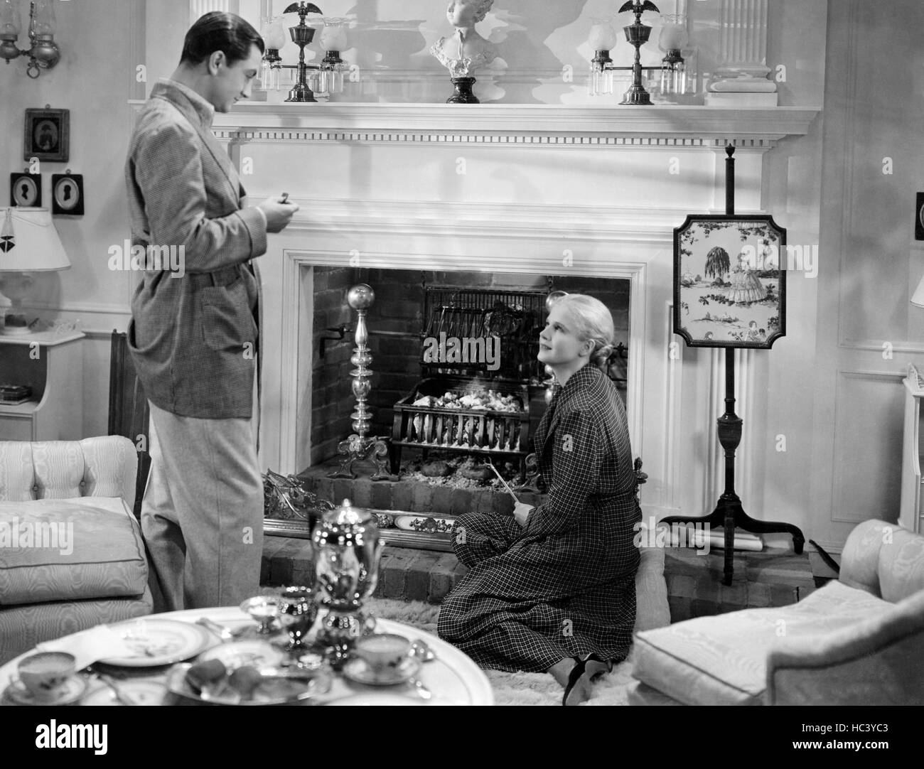 THE RIGHT TO ROMANCE, from left: Robert Young, Ann Harding, 1933 Stock ...