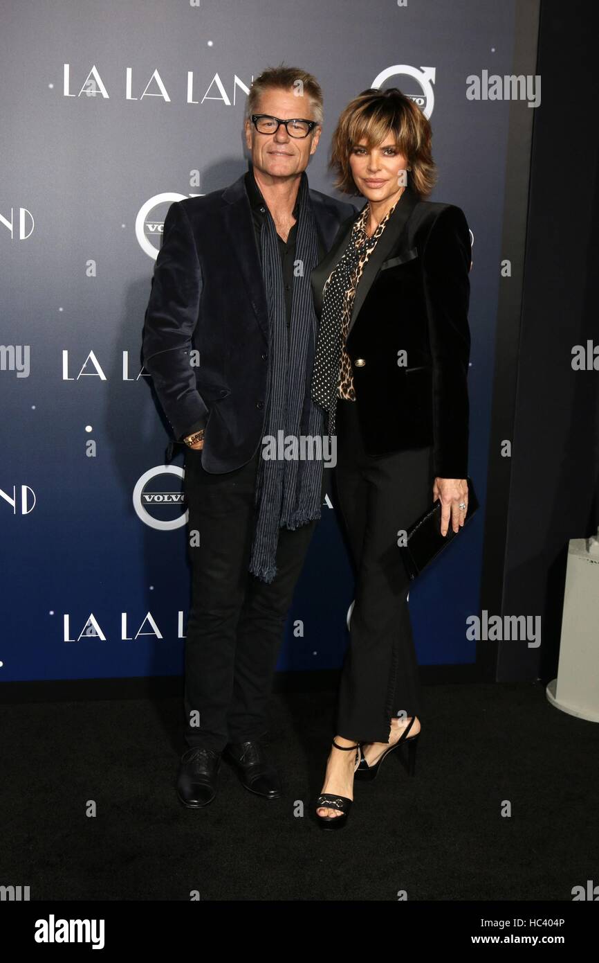 Los Angeles, CA, USA. 6th Dec, 2016. Harry Hamlin, Lisa Rinna at ...