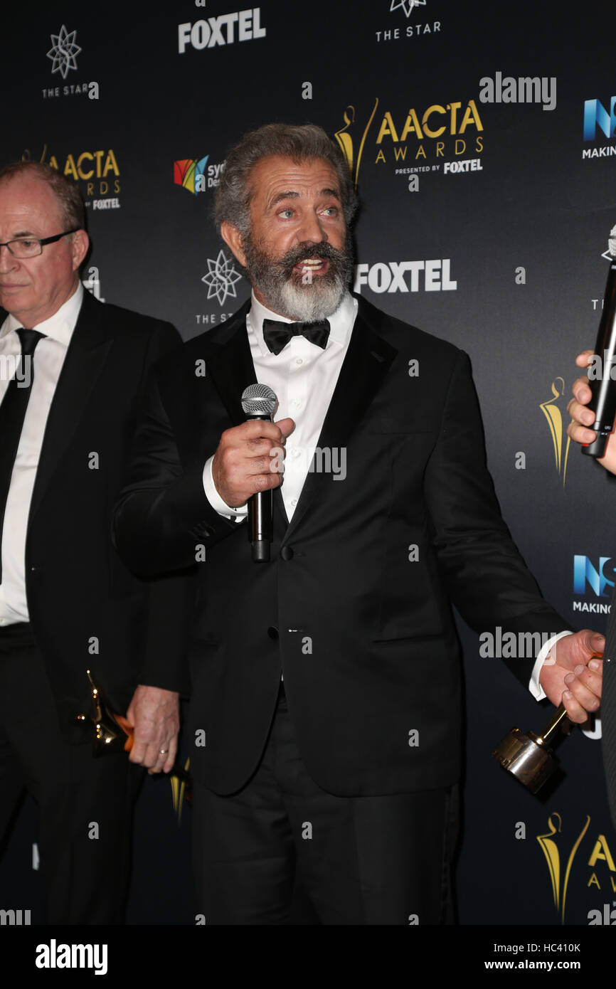 Hacksaw ridge hi-res stock photography and images - Alamy