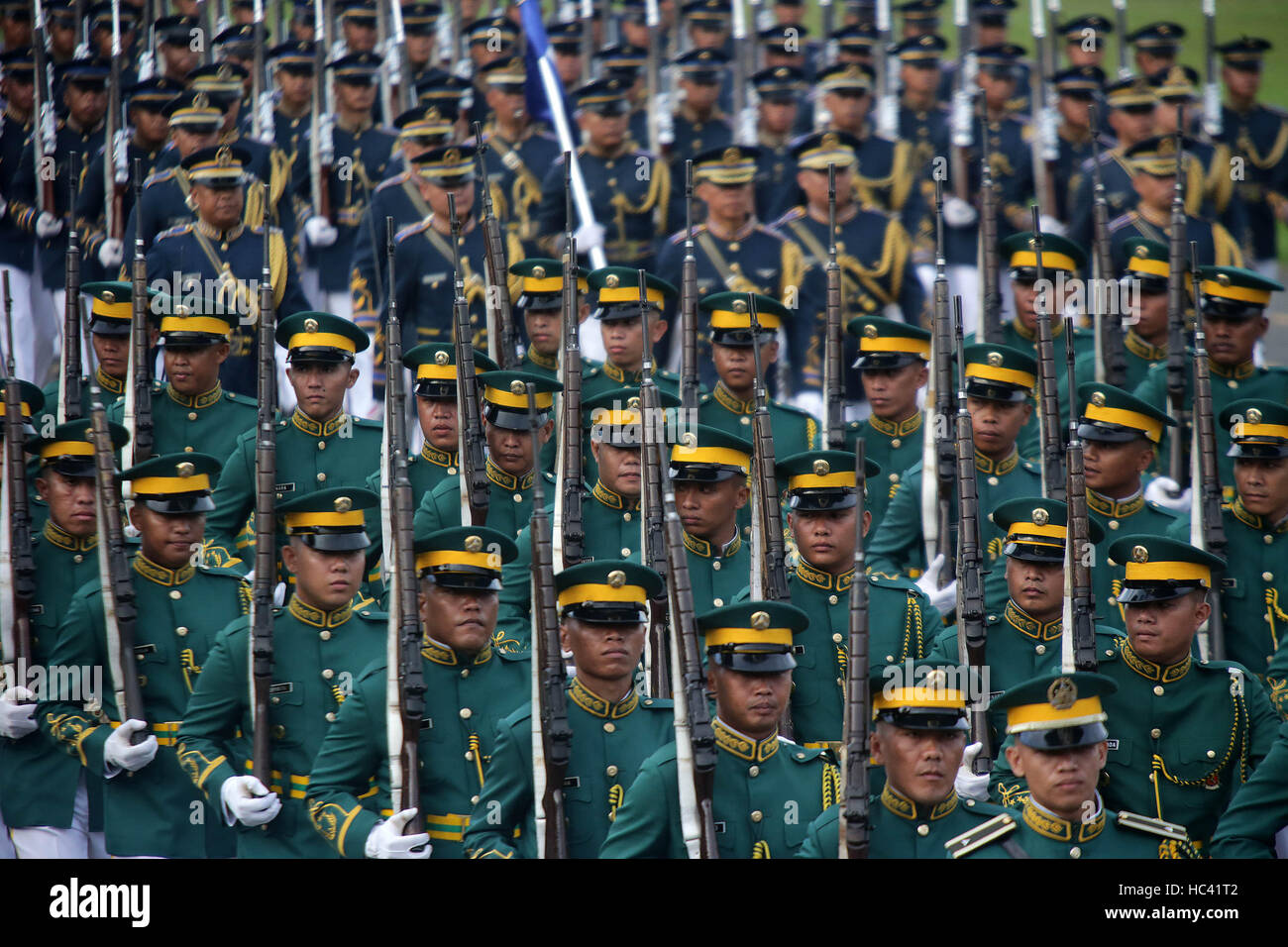 Quezon, Philippines. 7th Dec, 2016. Soldiers from the Armed Forces of ...