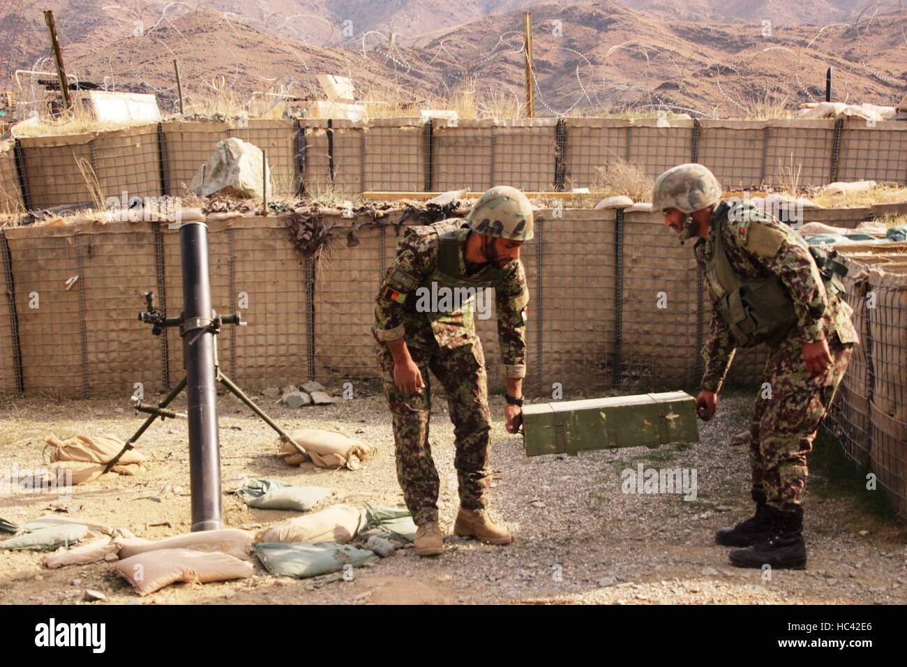 Asadabad, Afghanistan. 7th Dec, 2016. Afghan army soldiers take part in ...