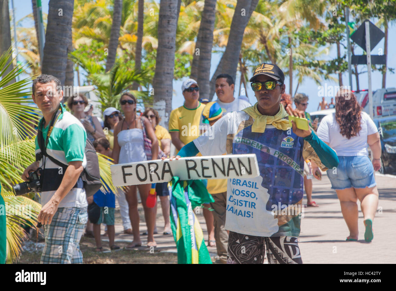 Porto Alegre, Brazil. 04th Dec, 2016. Convened by the movements come to ...