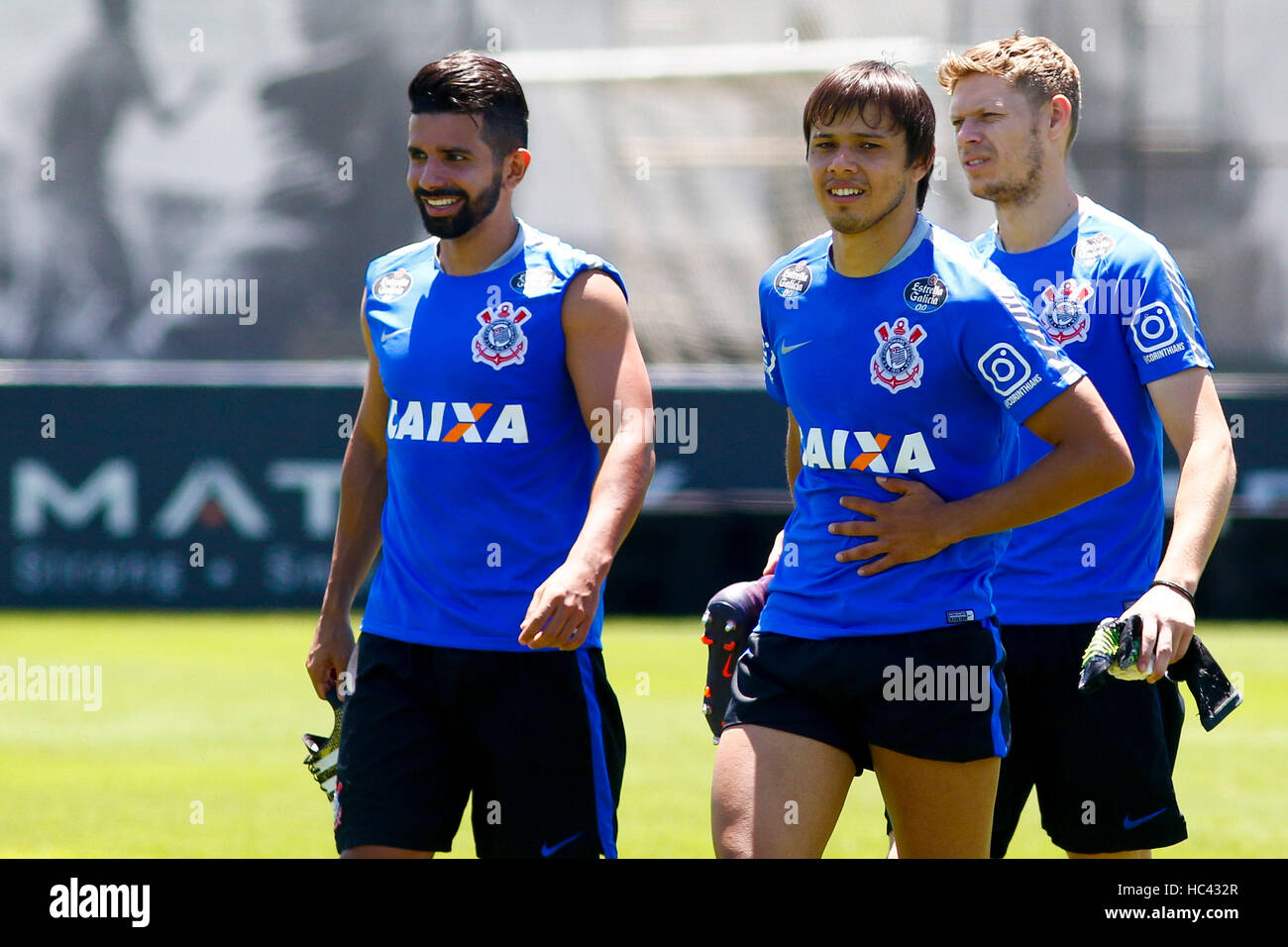 SÃO PAULO, SP - 06.12.2016: TREINO DO CORINTHIANS - William Marlone and ...