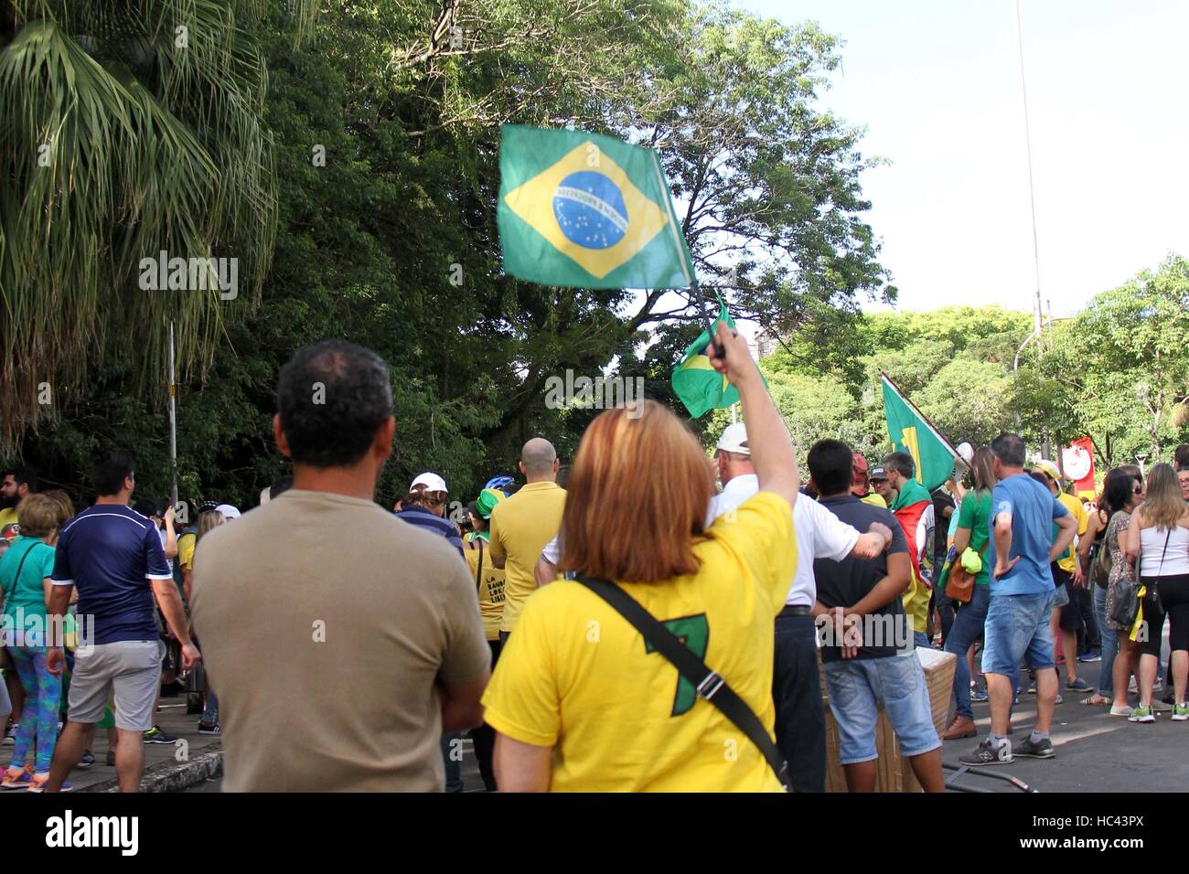 Porto Alegre, Brazil. 04th Dec, 2016. Convened by the movements come to ...