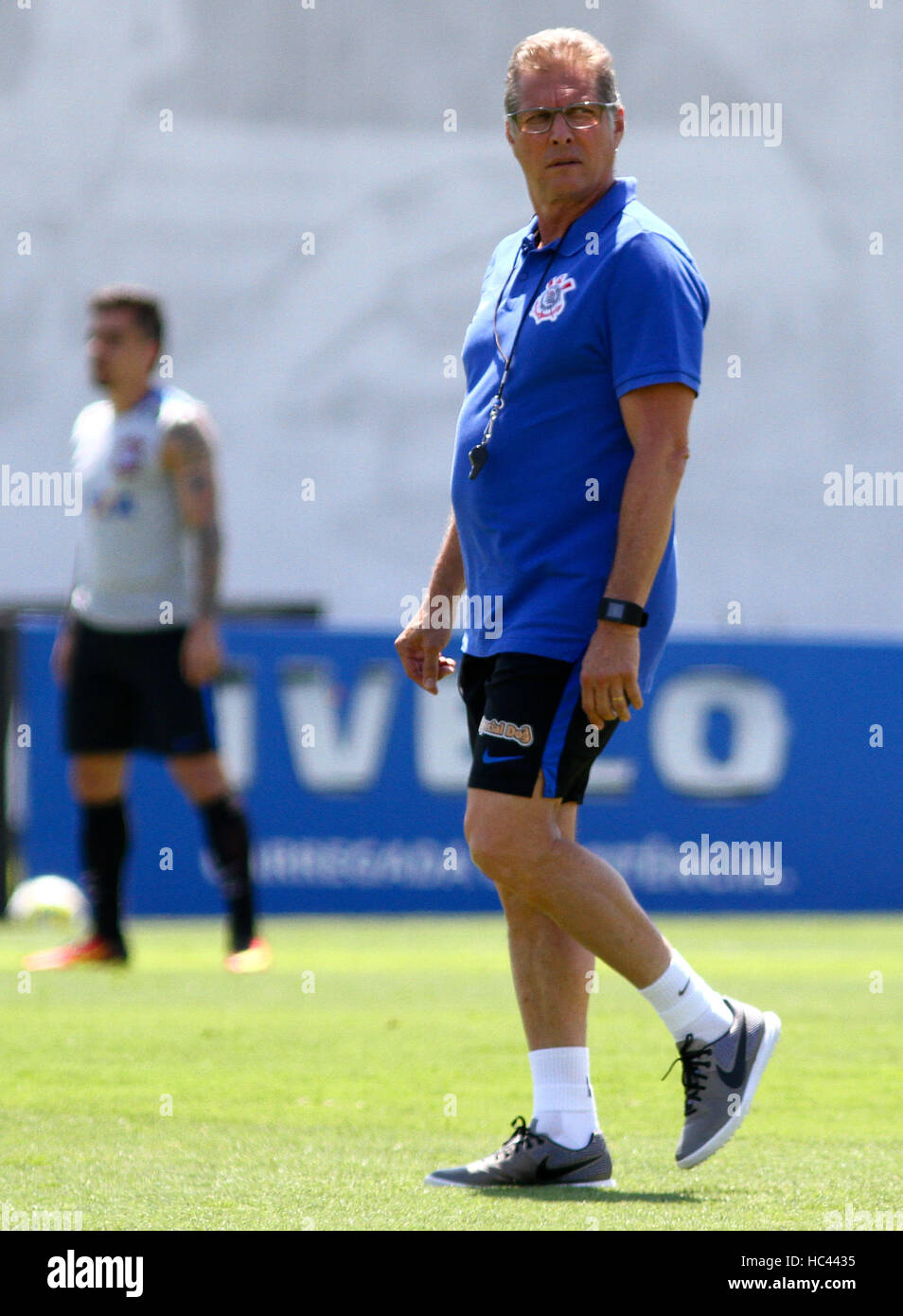 SÃO PAULO, SP - 07.12.2016: TREINO DO CORINTHIANS - Oswaldo de Oliveira ...