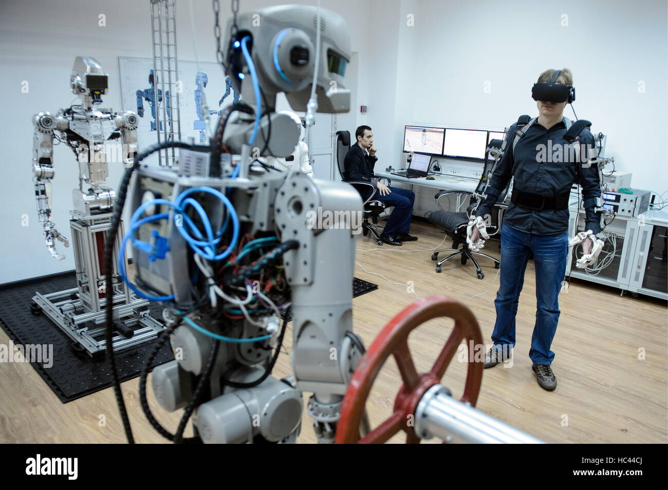 Robot Astronaut High Resolution Stock Photography and Images - Alamy