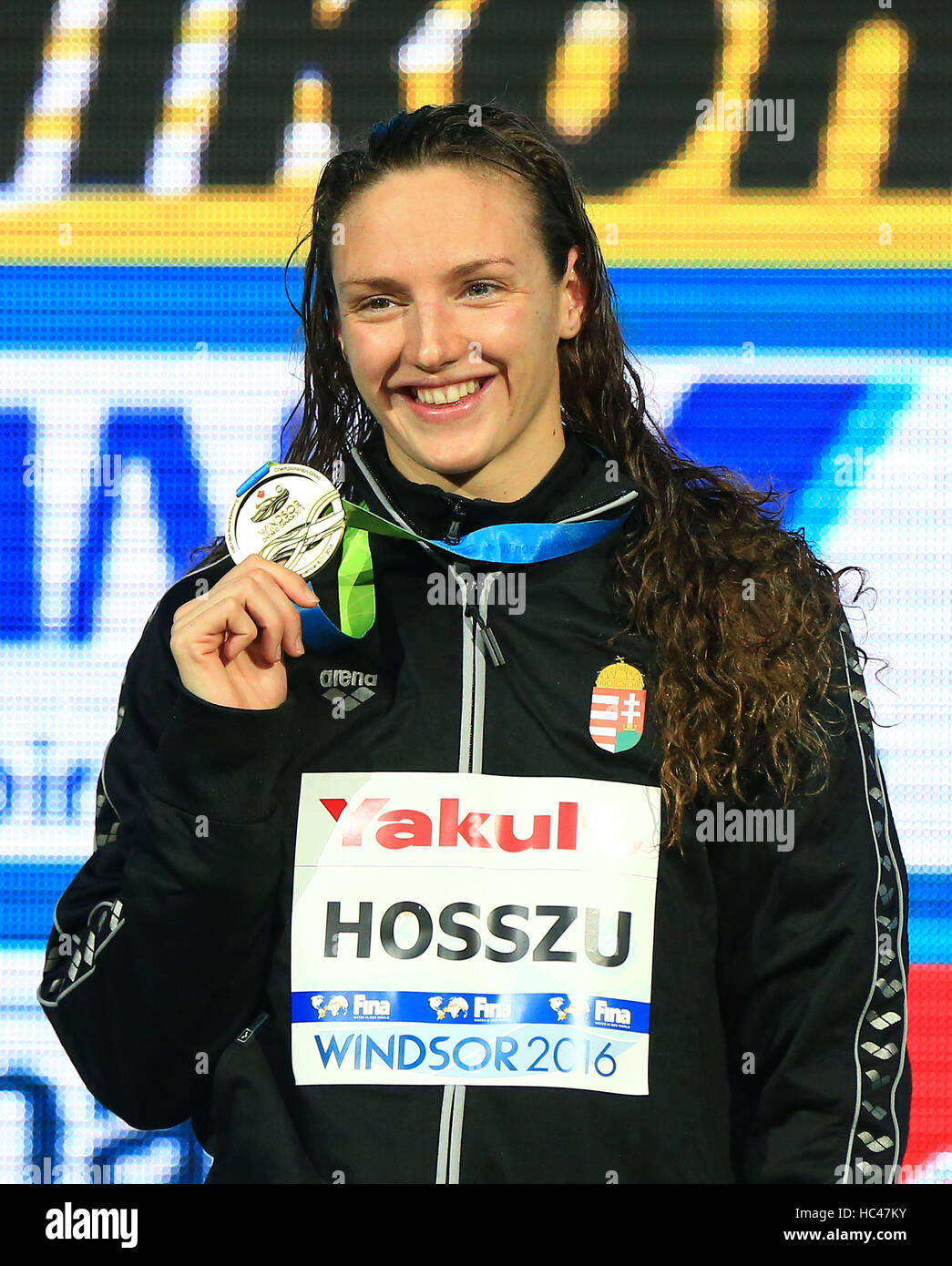 2 02 hi-res stock photography and images - Alamy