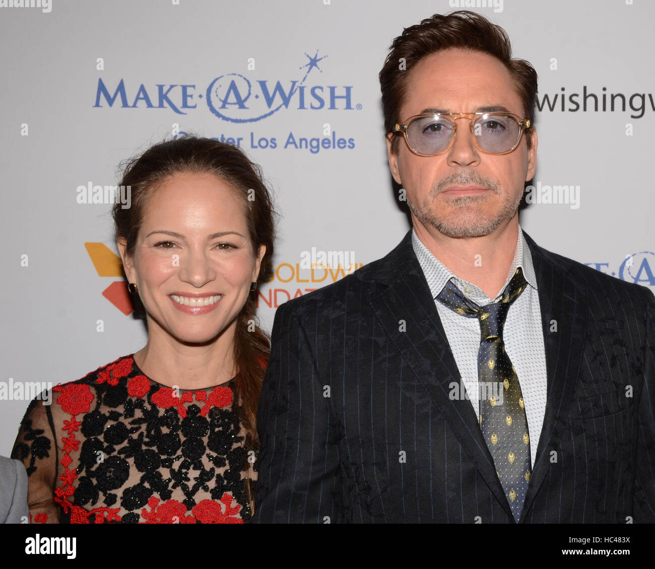 Robert downey jr and susan downey hi-res stock photography and images ...